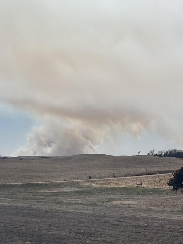 KRVN 880 – KRVN 93.1 – KAMI - Wildland fire near Maxwell, evacuation ...