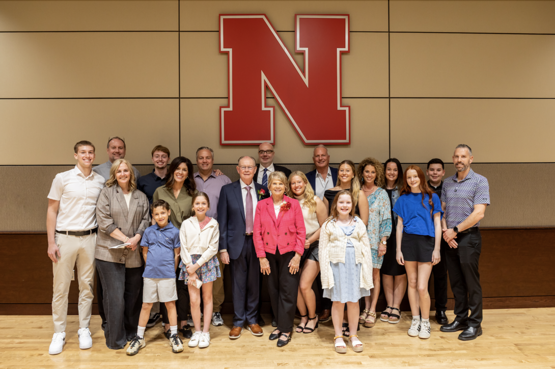 KRVN 880 – KRVN 93.1 – KAMI - Nebraska Hall of Agricultural Achievement ...