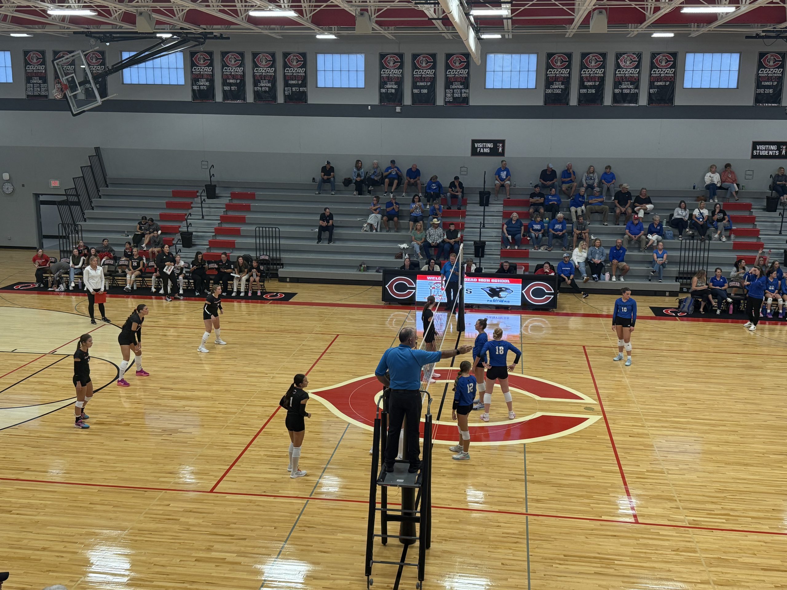 KRVN 880 – KRVN 93.1 – KAMI - Hershey escapes Cozad with four set win