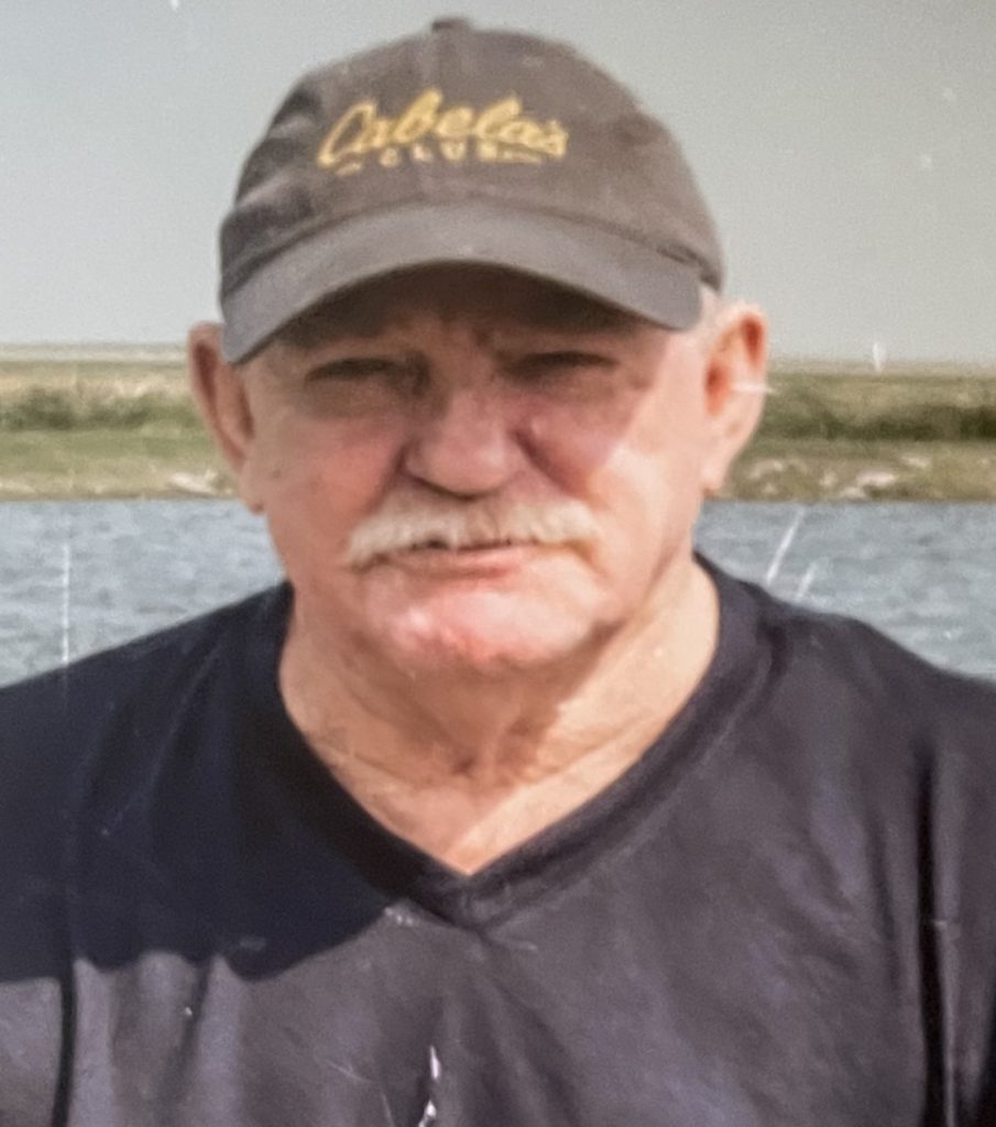 KRVN 880 – KRVN 93.1 – KAMI - Charles D. Moore, Age 70, formally of ...