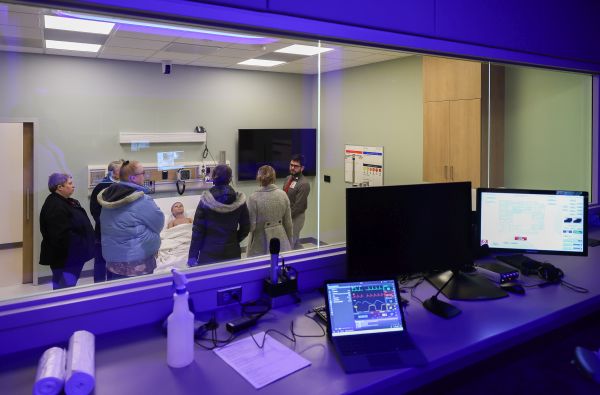 KUVR - ‘A Tremendous Resource’: New Health Science Education Center ...