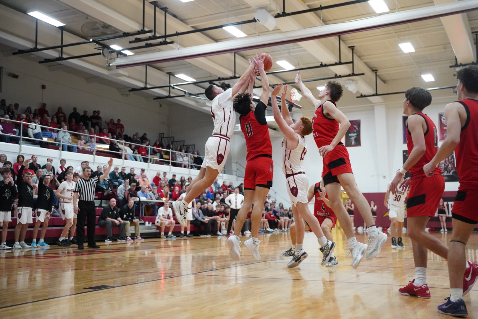 KRVN 880 – KRVN 93.1 – KAMI - Doniphan-Trumbull Claims C1-8 Crown