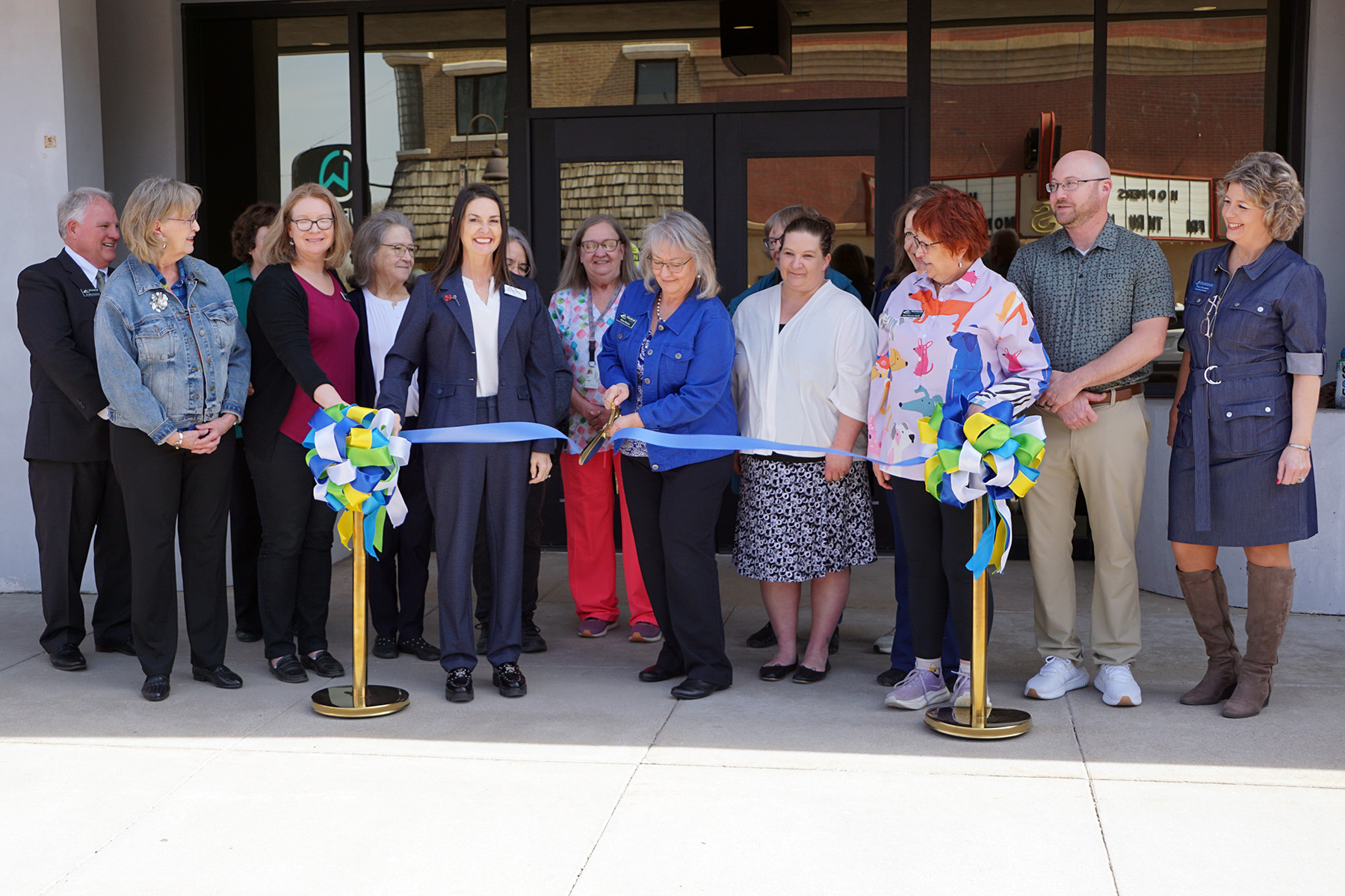 KRVN 880 – KRVN 93.1 – KAMI - CCC opens new center in Holdrege