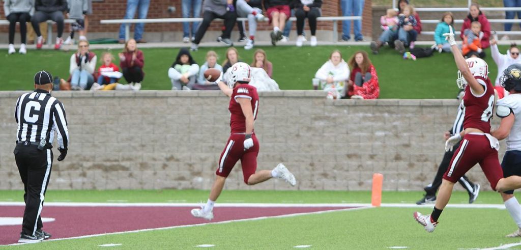 KNEB-AM 960 AM – 100.3 FM - Mikelson earns weekly RMAC honors for CSC