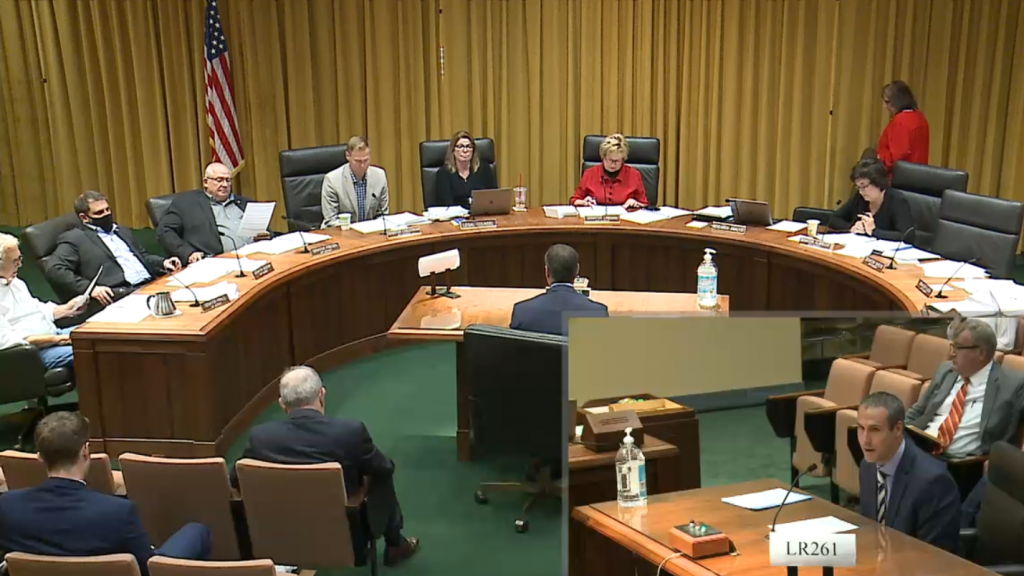 KNEB-AM 960 AM – 100.3 FM - Revenue Committee Takes Testimony on Pros ...