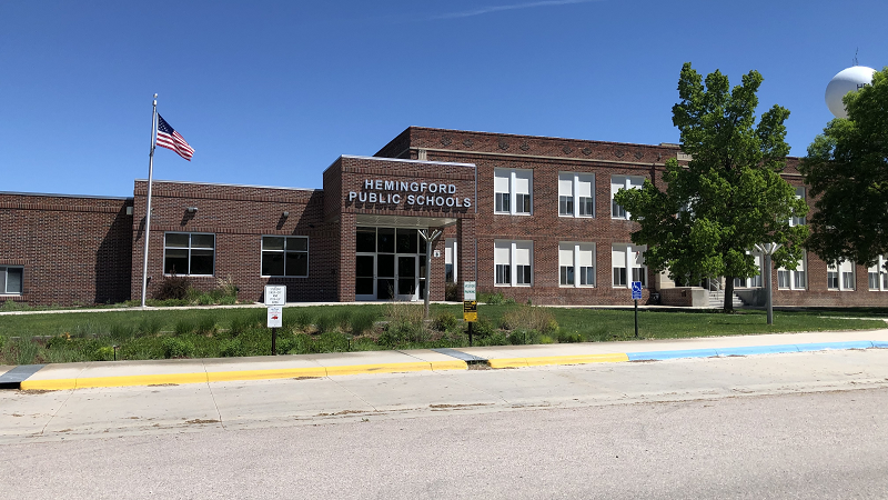 KNEB-AM 960 AM – 100.3 FM - Redden Selected as New Hemingford High ...