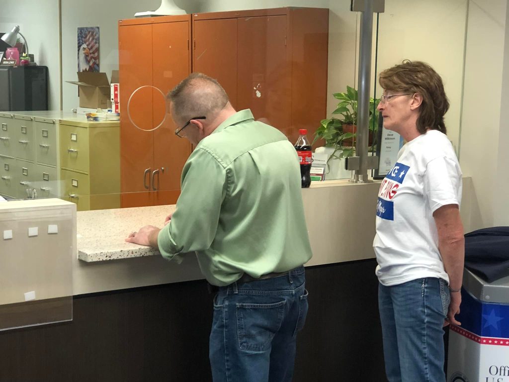 KNEB-AM 960 AM – 100.3 FM - Gering Businessman Kent Ewing Files for Mayor