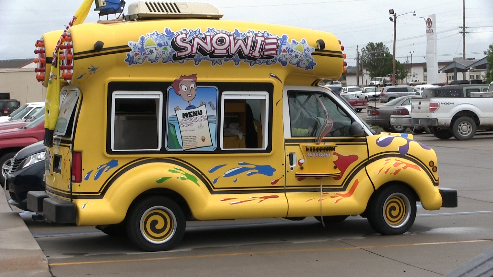 KNEB-AM 960 AM – 100.3 FM - Busy Summer Ahead for Snowy Bus