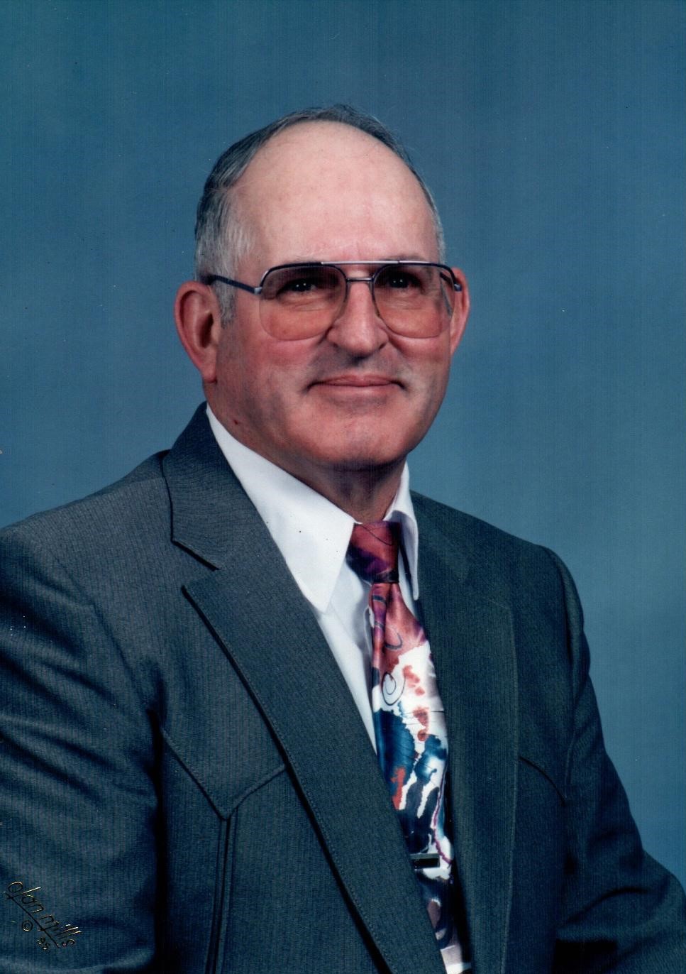 Robert “Bob” M. Kiesel, 85, Gering - KHYY