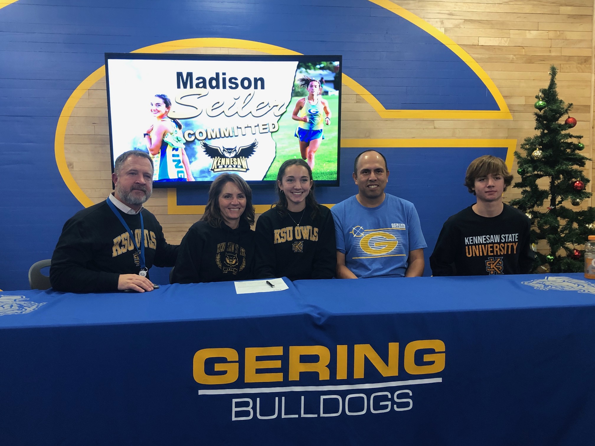 KNEB-AM 960 AM – 100.3 FM - Gering’s Madison Seiler set to run at ...