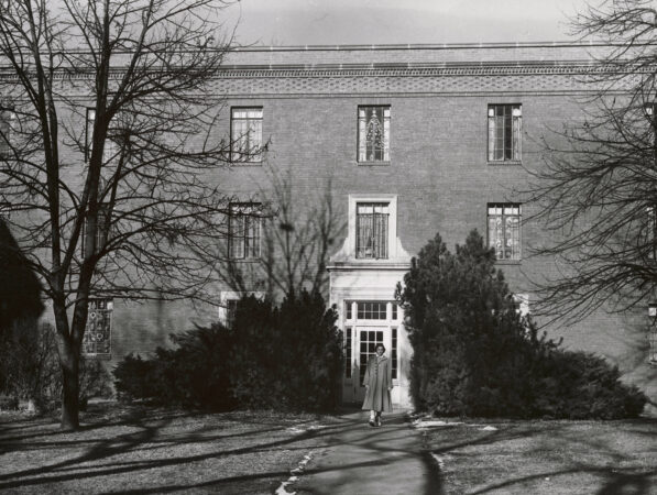 UNK History Professor Uncovers Willa Cather’s Connections to Campus - KOZY