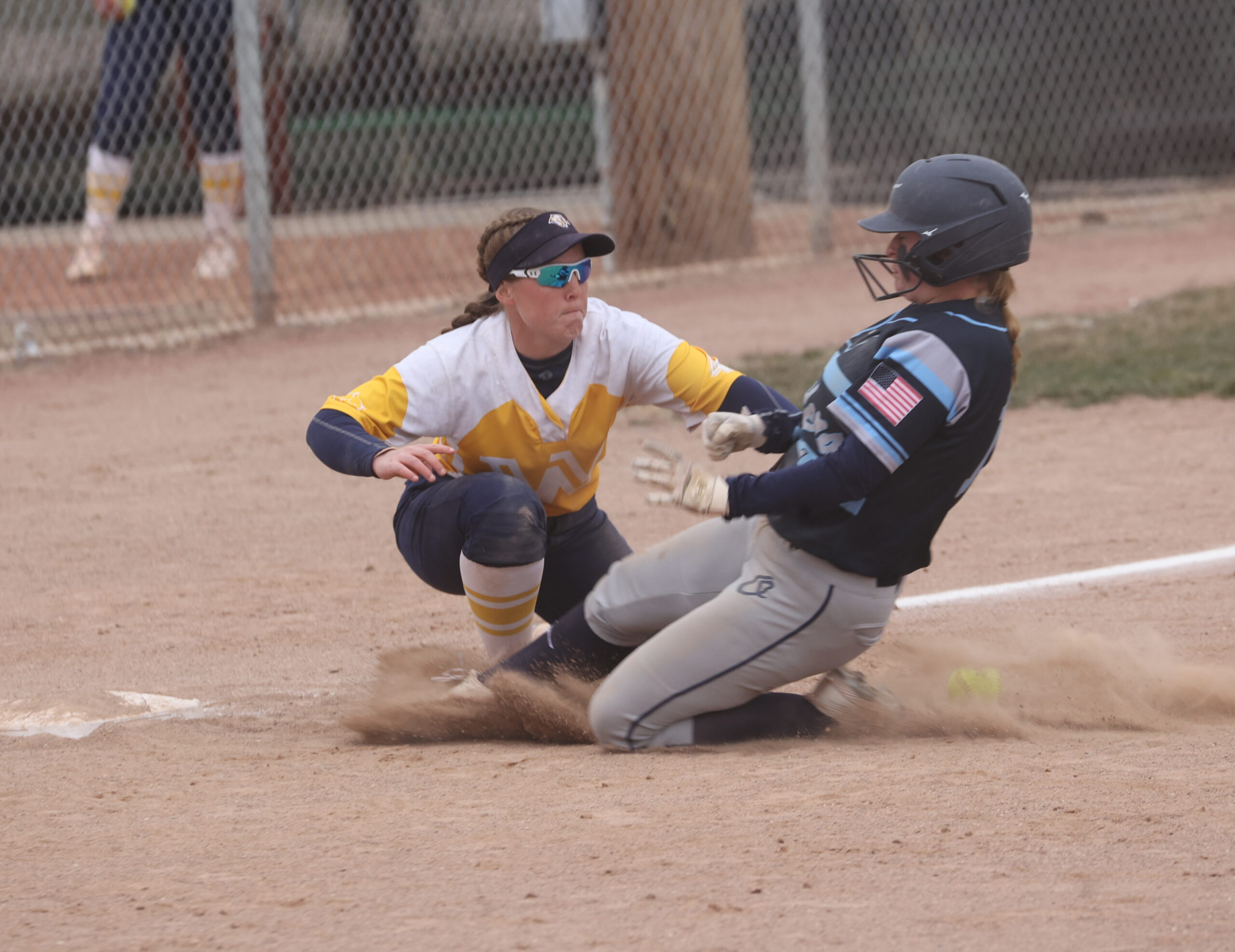 KNEB-AM 960 AM – 100.3 FM - WNCC softball splits with Otero