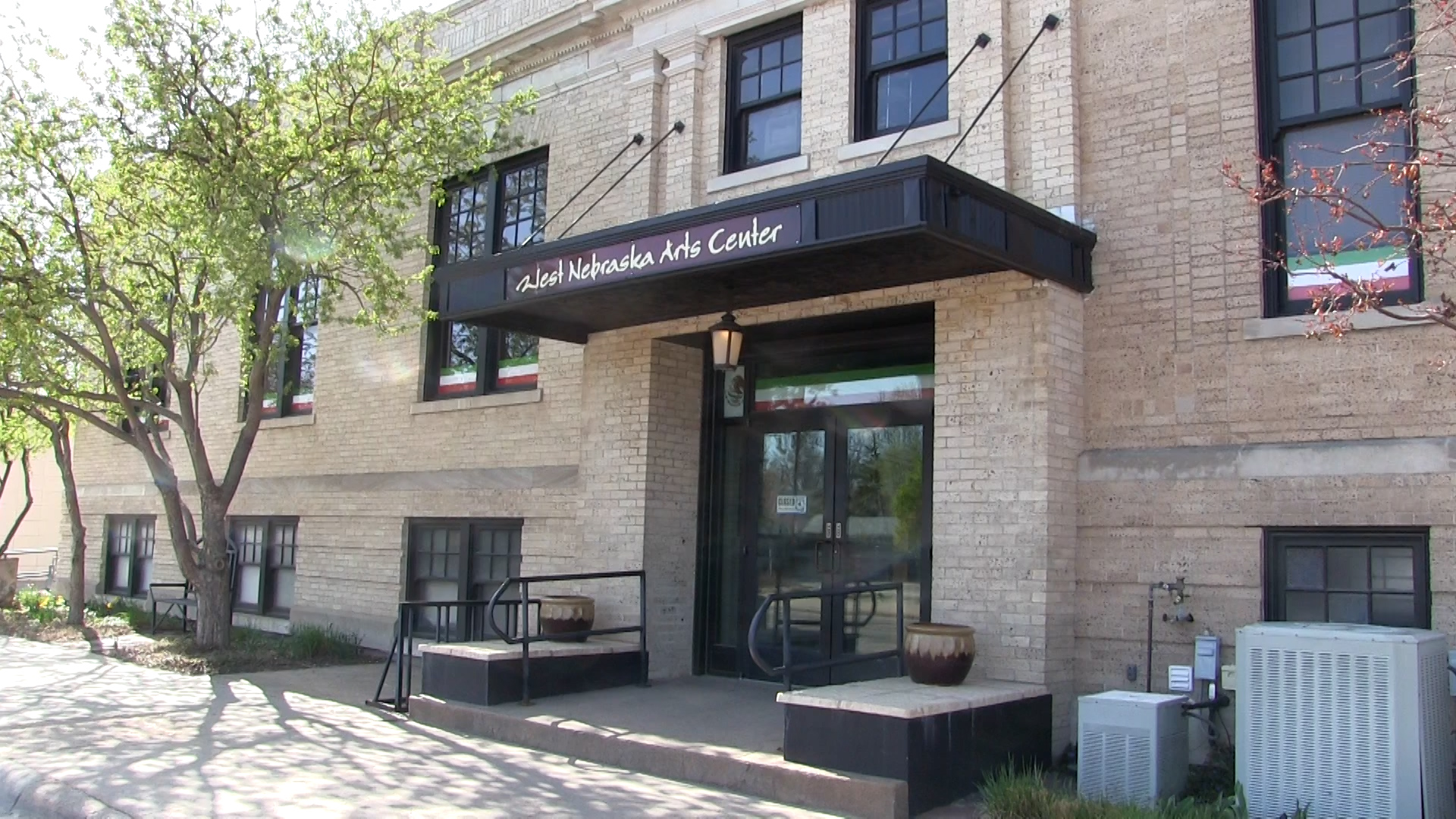 WNAC VISIONARIES Student Art Show Reception this Sunday