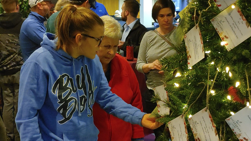 Riverstone Bank kicks off 42nd Annual Gift of Love campaign