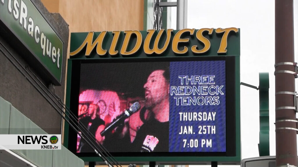 KNEB-AM 960 AM – 100.3 FM - Three Redneck Tenors Perform Tonight at ...