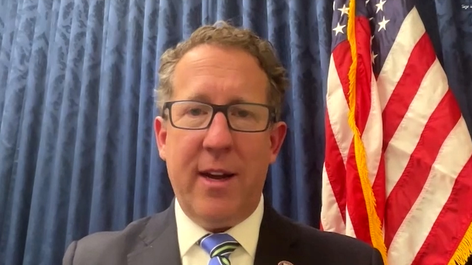 Smith Slams USPS During Weekly Conference Call With Reporters
