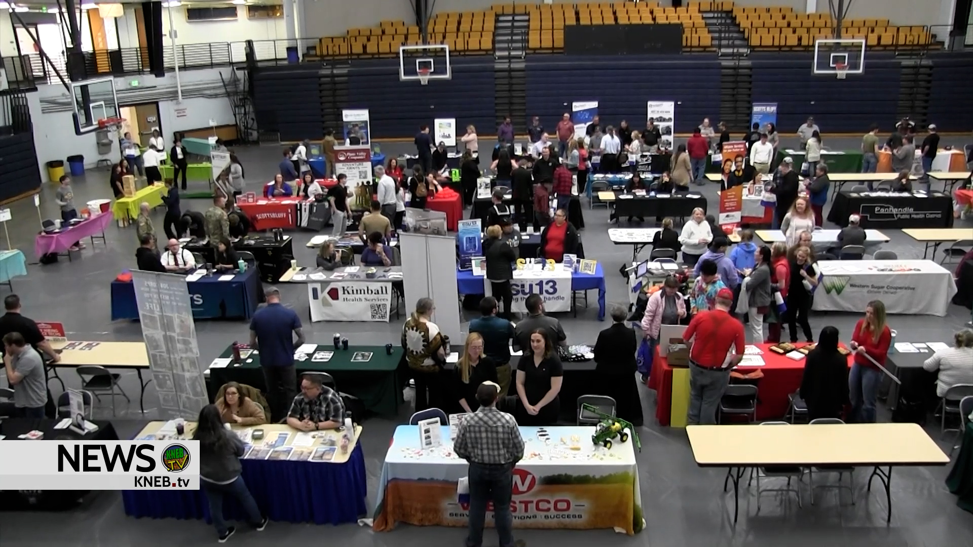 Hundreds Attend WNCC Job and Internship Fair