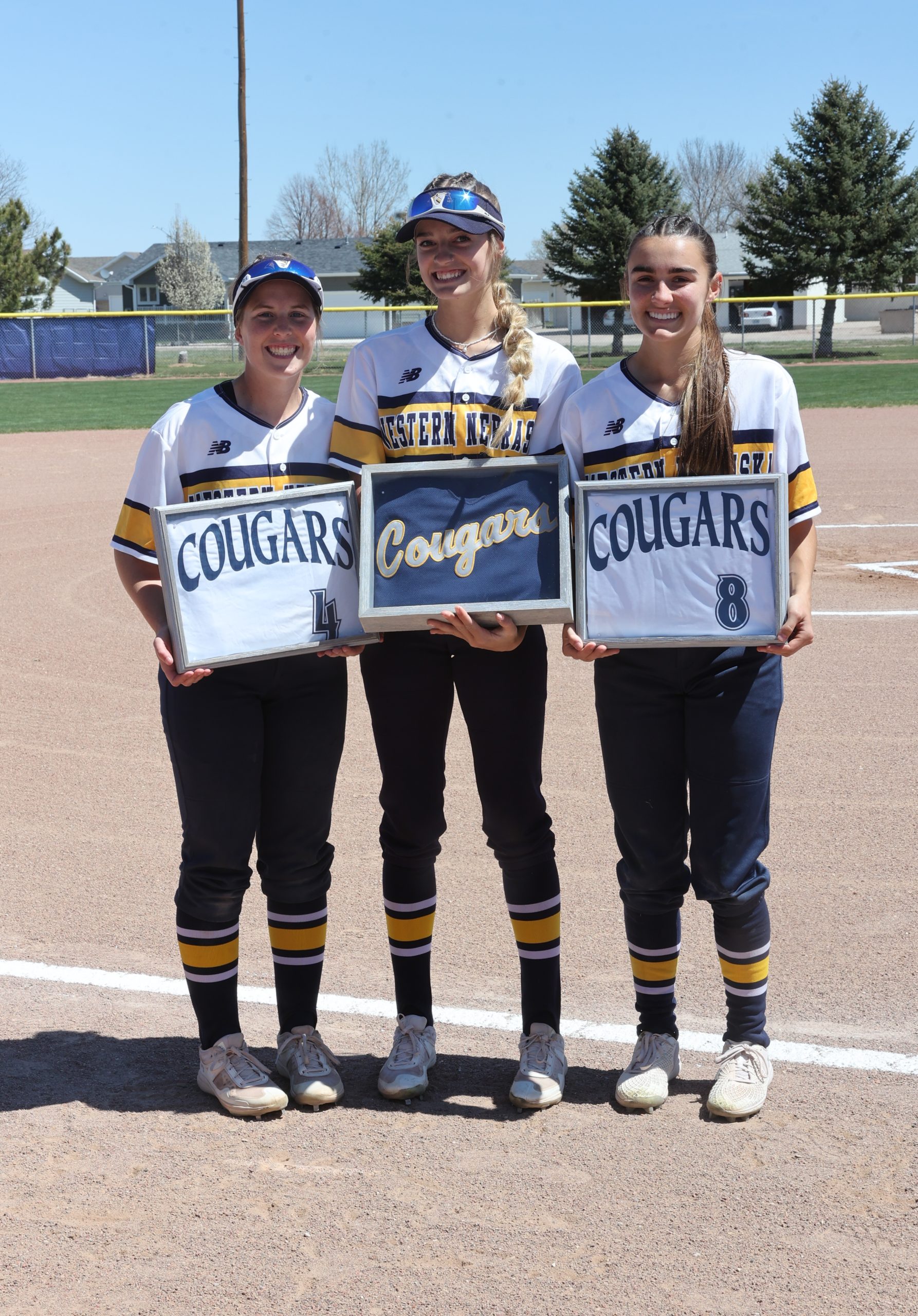KNEB-AM 960 AM – 100.3 FM - WNCC softball splits with McCook, wraps up ...