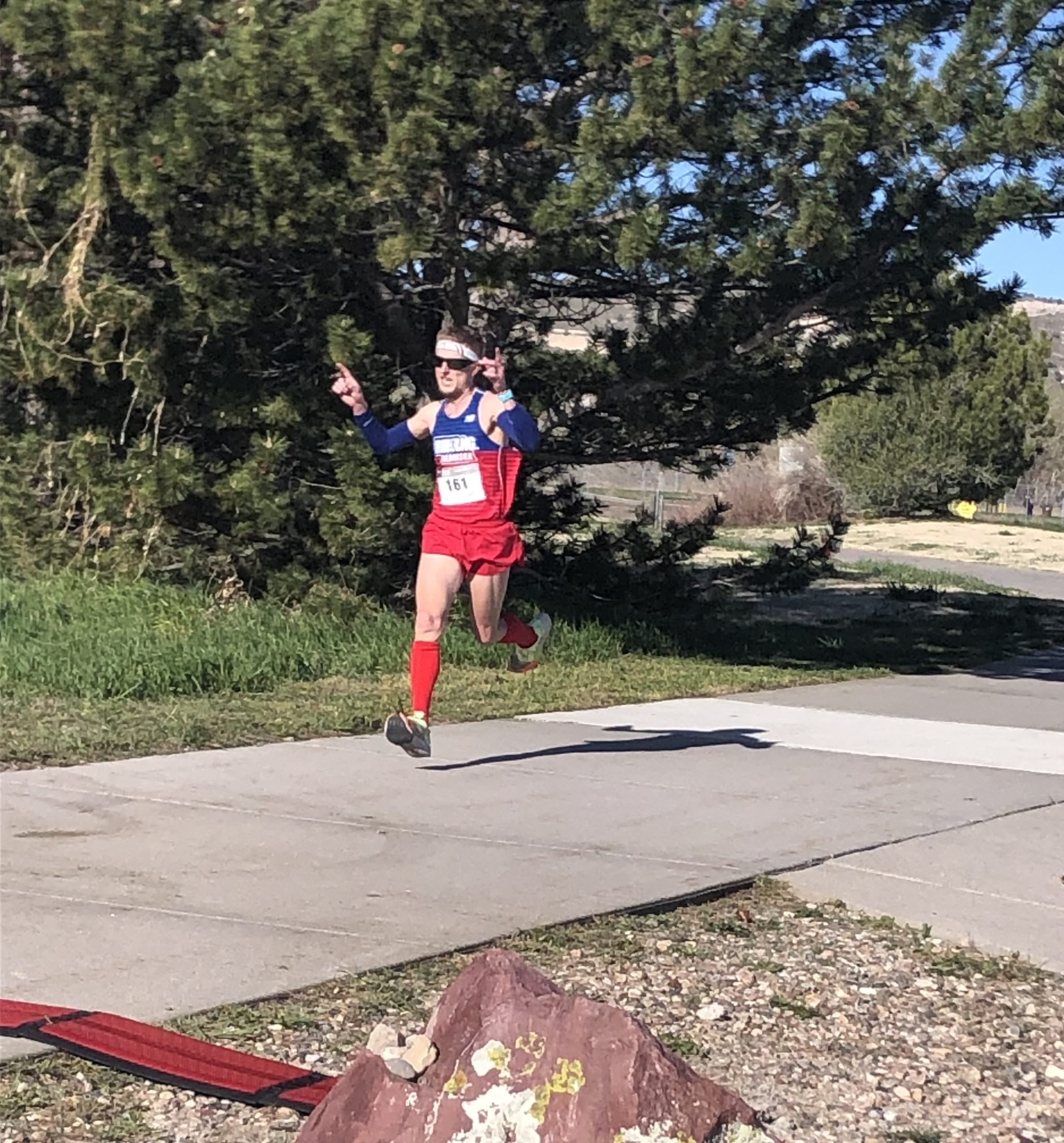 KNEB-AM 960 AM – 100.3 FM - Runners and walkers compete in Summit to ...