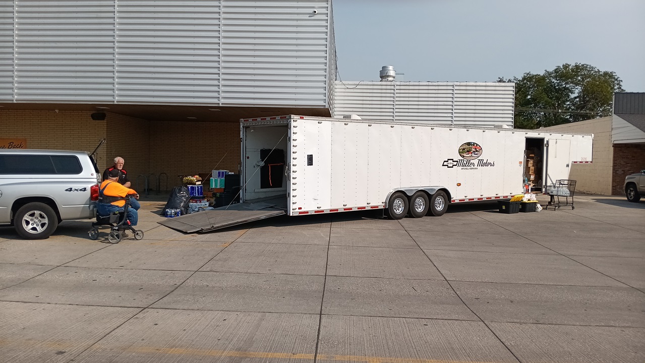 Mitchell man and his wife seeking supplies for Hurricane Helene victims
