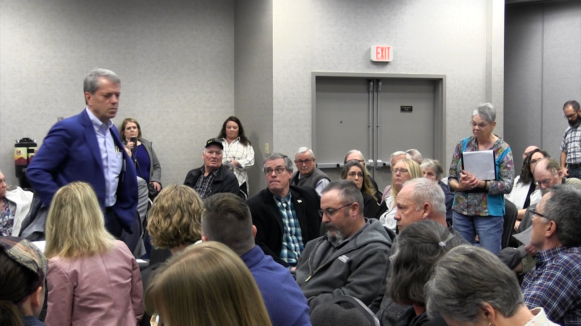 Strong Turnout for Scottsbluff Town Hall with Nebraska Governor Jim Pillen