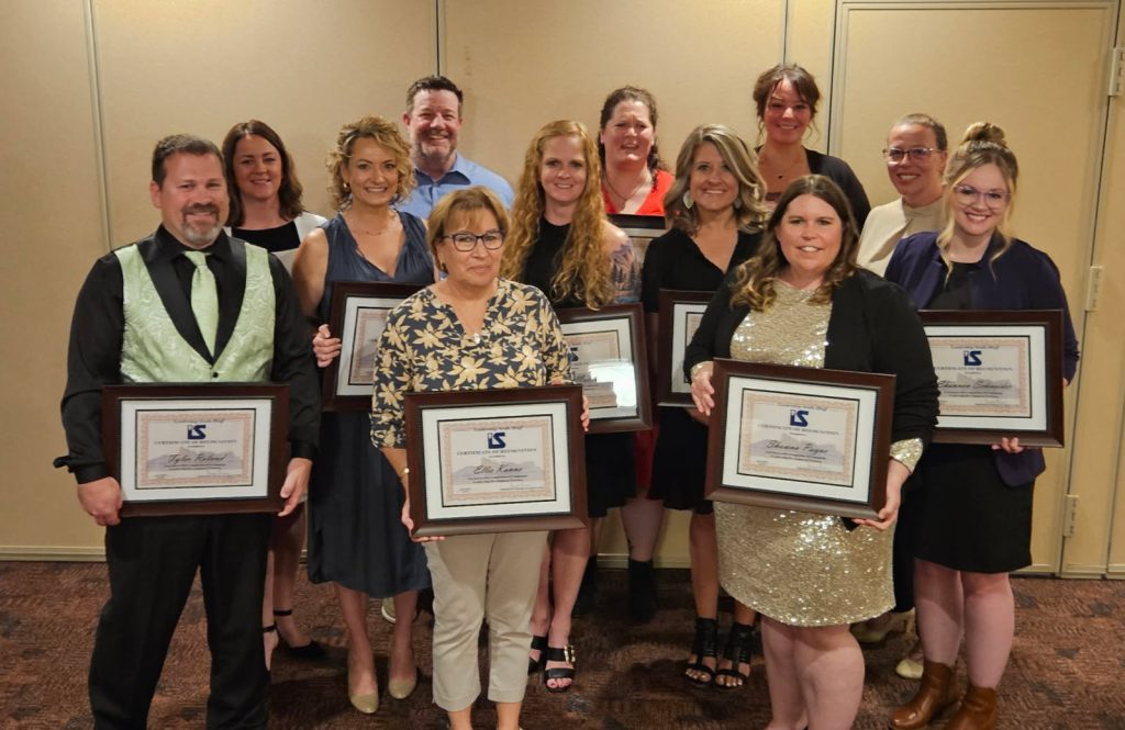 KNEB-AM 960 AM – 100.3 FM - Leadership Scotts Bluff Class XXXV ...