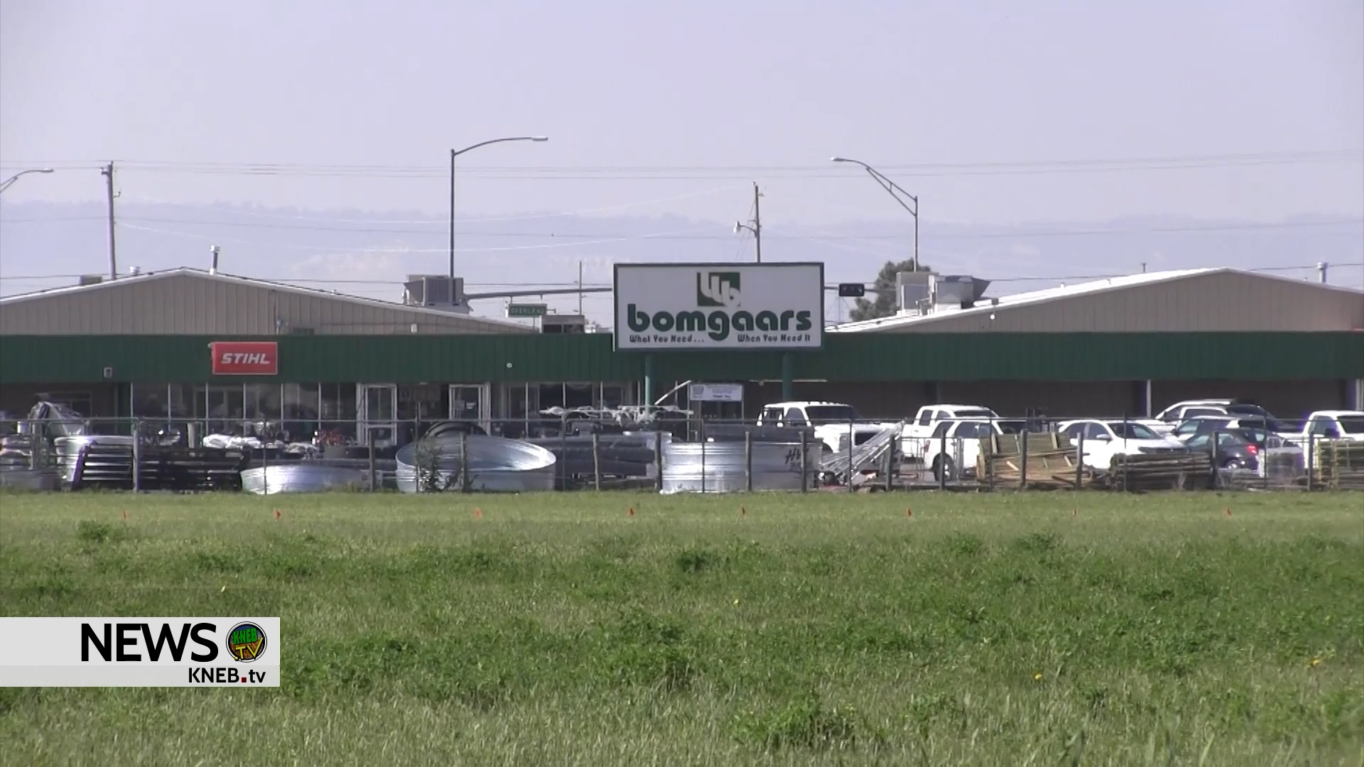 KNEB-AM 960 AM – 100.3 FM - Bomgaars Looks to Expand in Scottsbluff