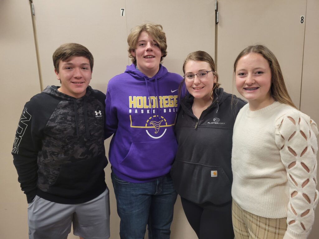 KUVR - Holdrege FFA Competes at District 6 Fall CDE Contests