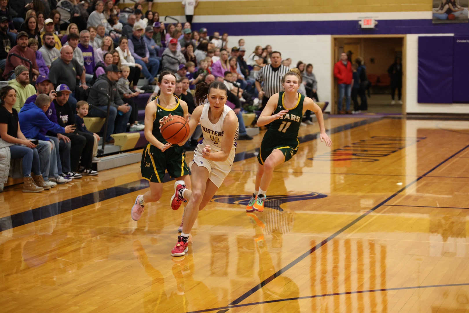 KUVR - Dusters turn in two clutch finishes to sweep Stars