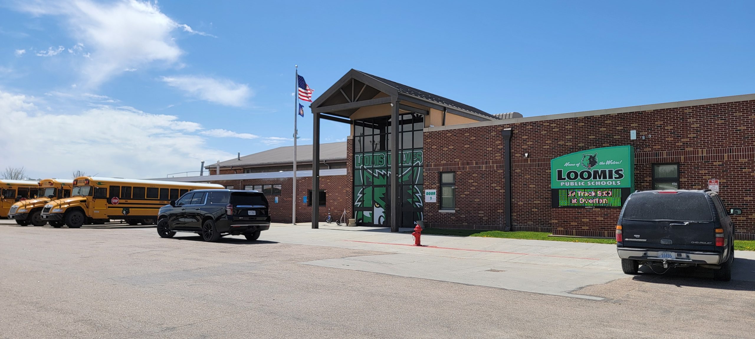 KUVR - Loomis proposes new school bond to address space concerns