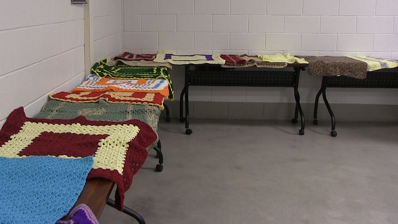 KNEB-AM 960 AM – 100.3 FM - Anonymous Yarn Donation Helps Knit Scotts ...